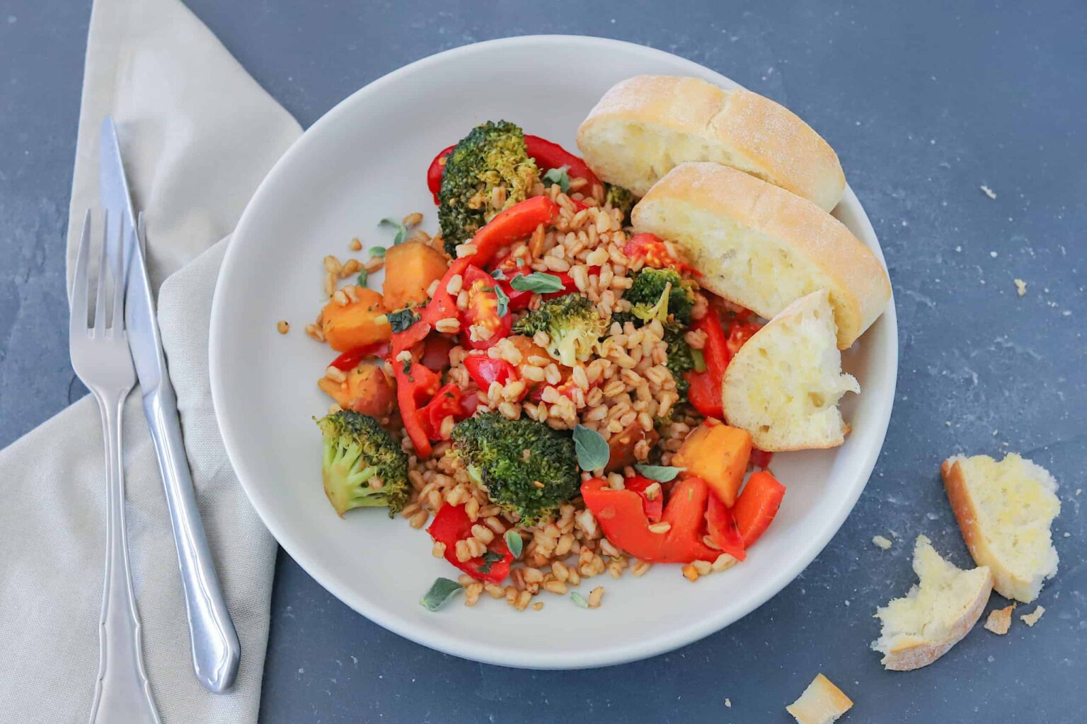 Boerenkoolsalade met rode kool, mandarijn en balsamico - Francesca Kookt