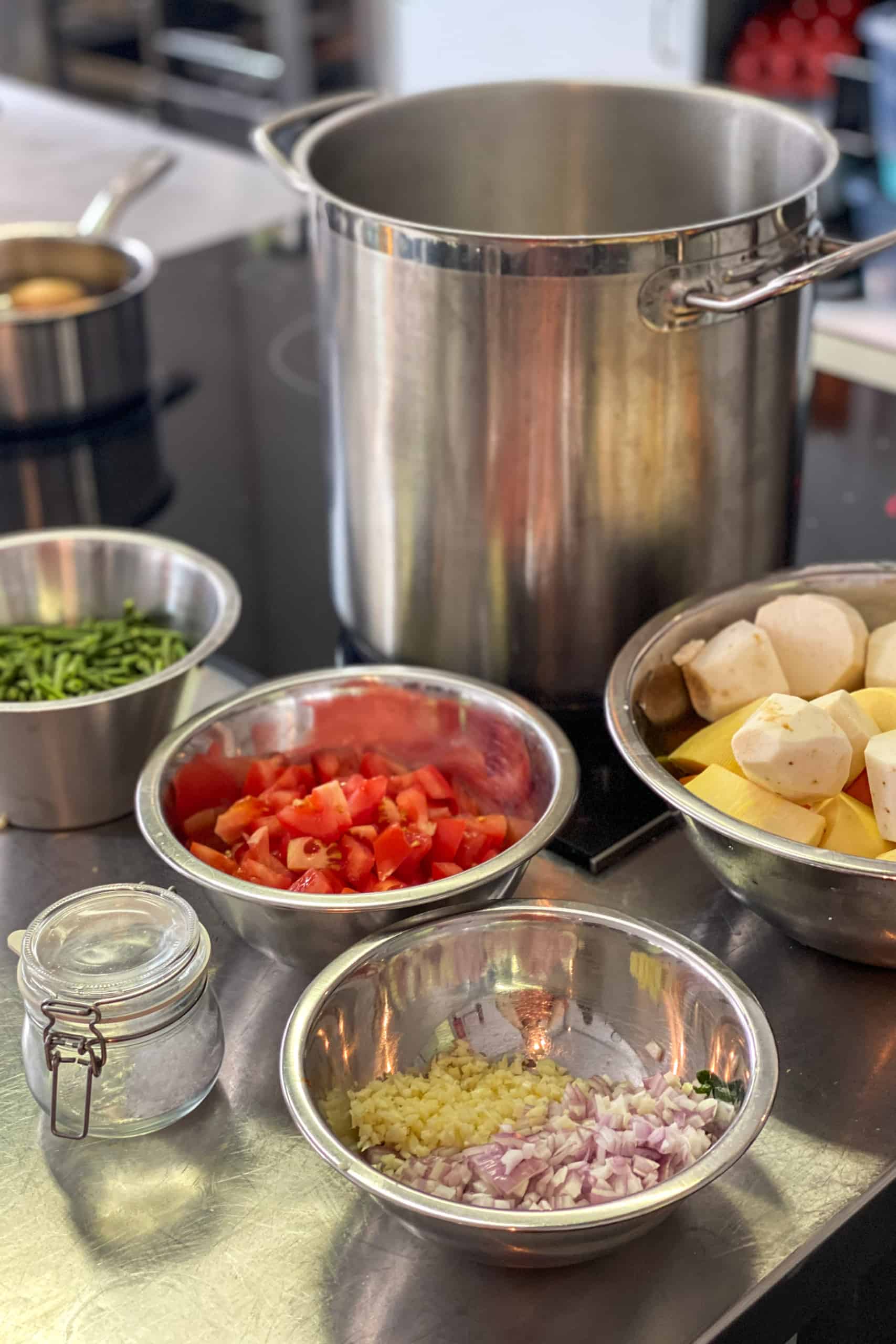 Ons eten #2: Surinaams-Creoolse heri heri - Francesca Kookt