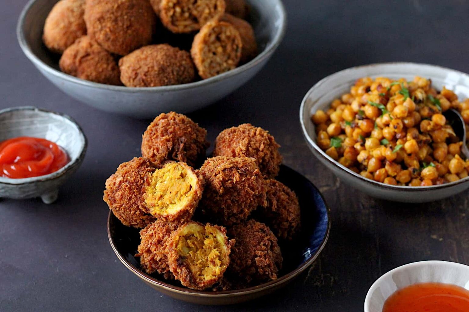 Fiadoe: Surinaamse feesttaart - Francesca Kookt