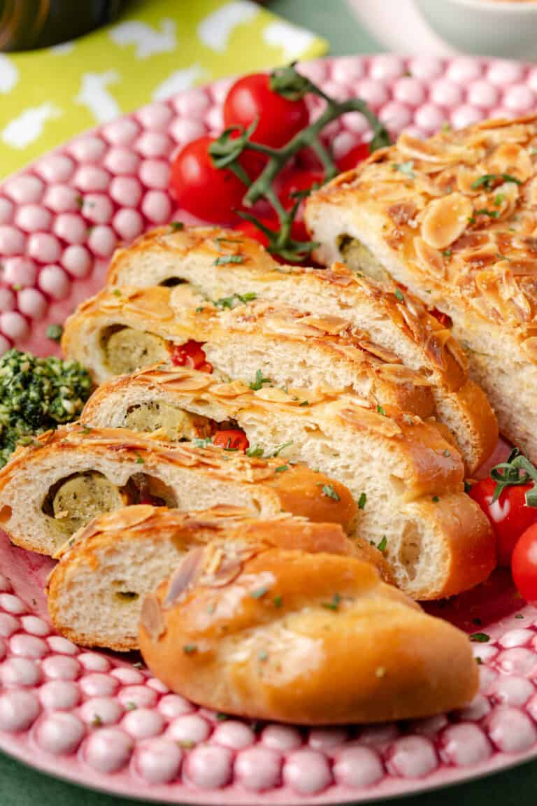 Hartige paasstol met Looye Honingtomaten en spijs - Francesca Kookt